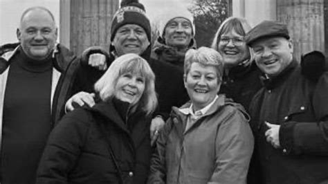 Robert Watton Is Fundraising For Alzheimers Society