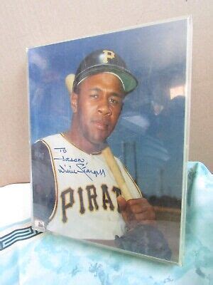 Willie Stargell Pittsburgh Pirates Autograph Signed 8x10 Color Photo