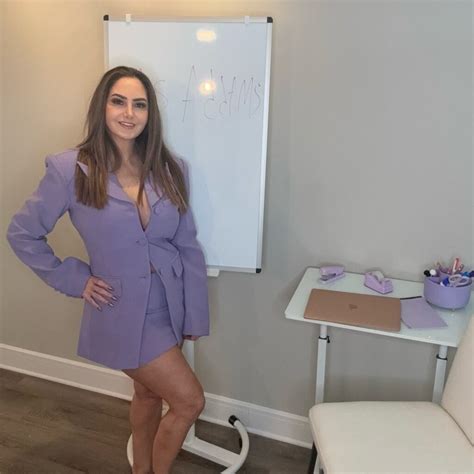 Ava Addams Biography Age Career Net Worth And Facts 2025