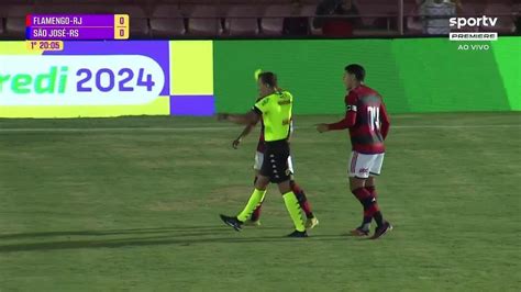 Vídeo Felipe Brian With A Yellow Card Vs São José Rs Futebol Ge