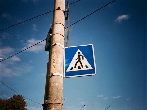 How Sign Frames And Traffic Sign Brackets Work Together