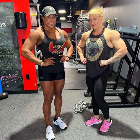Asha Hadley Julia Föry