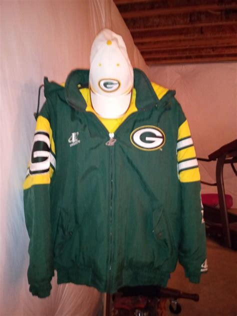 Green Bay Packers Starter Jacket And Cap