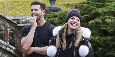 Bachelorette Hannah Brown Had Sex With Contestant In Windmill