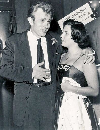 Steffi Sidney Celebrities Lists