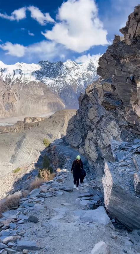 Komal Aziz Khan Spending Ramzan In Northern Areas Reviewitpk