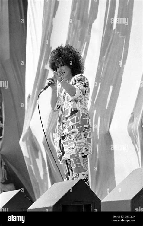 Grace Slick Who Performed At Woods Introduces The Next Act Of The Live