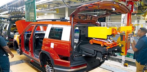 현대차 美서 하이브리드 생산 3배 늘려…트럼프發 캐즘 돌파 한국경제