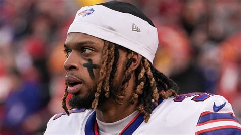 Damar Hamlin Finally Reveals What Caused His Heart To Stop