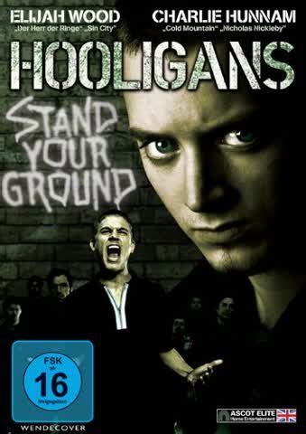 Hooligans Dvd Elijah Wood Charlie Hunnam Gebraucht In Urdorf Für Chf 1 25 Mit Lieferung