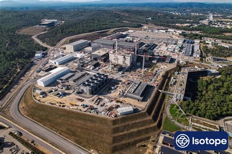 خورشید روی زمین پروژه‌ی Iter استودیو ایزوتوپ