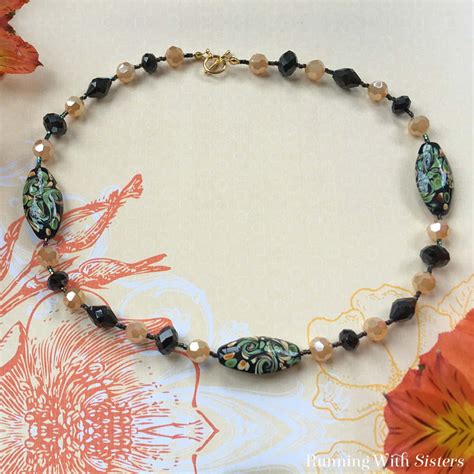 Glass Bead Necklace Patterns At Jonathan Whelchel Blog