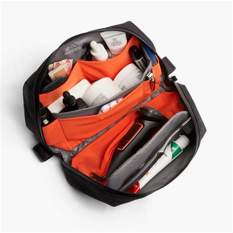 Bellroy Toiletry Kit Plus Carryology Essentials Edition — Urban Kit
