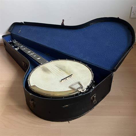 Spanish And Classical Guitar Sizes Musical Treasures