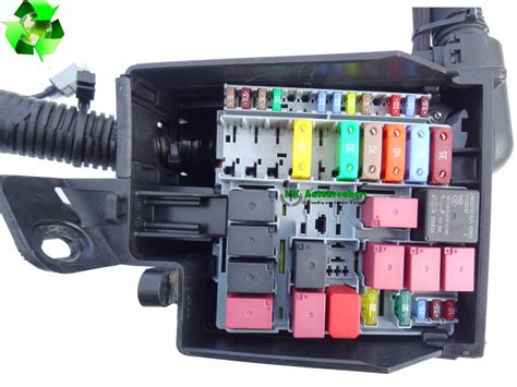 Fiat 500 Fuse Box Relay 52099700 Genuine 2016 2020