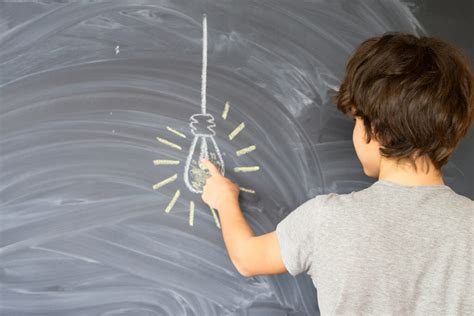 Un Elev De Clasa A Xi A I A Scris Ministrului Daniel David Eliminarea Geografiei Din Trunchiul