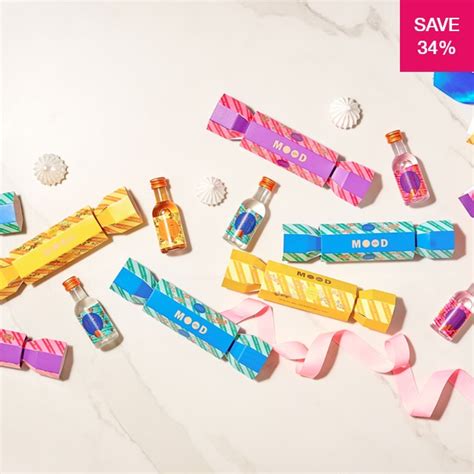 34 Off On 3x Christmas Mini Gin Crackers Onedayonly