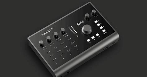 Zvuková karta Audient iD44 MKII | frontman.cz