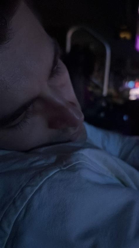 Ludwid Sleeps At The Grammys R Ludwigahgren