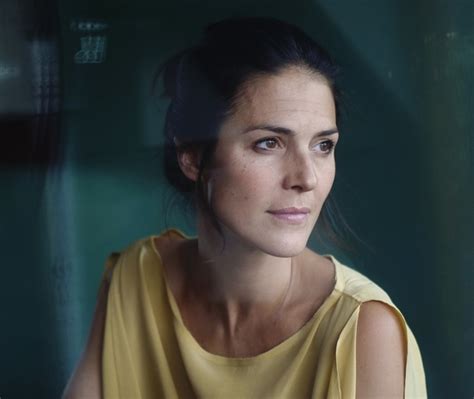 Raphaèle Bouchard Time Art Agence Artistique De Talents Paris