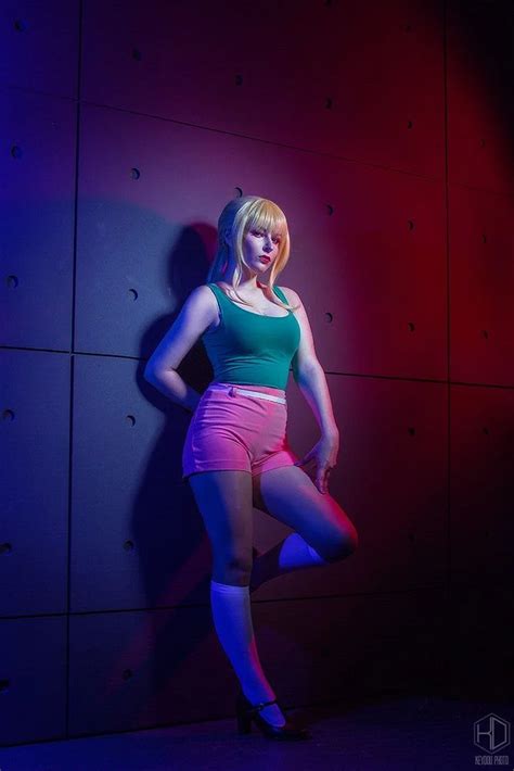 Косплей дня девушка главного героя из Hotline Miami