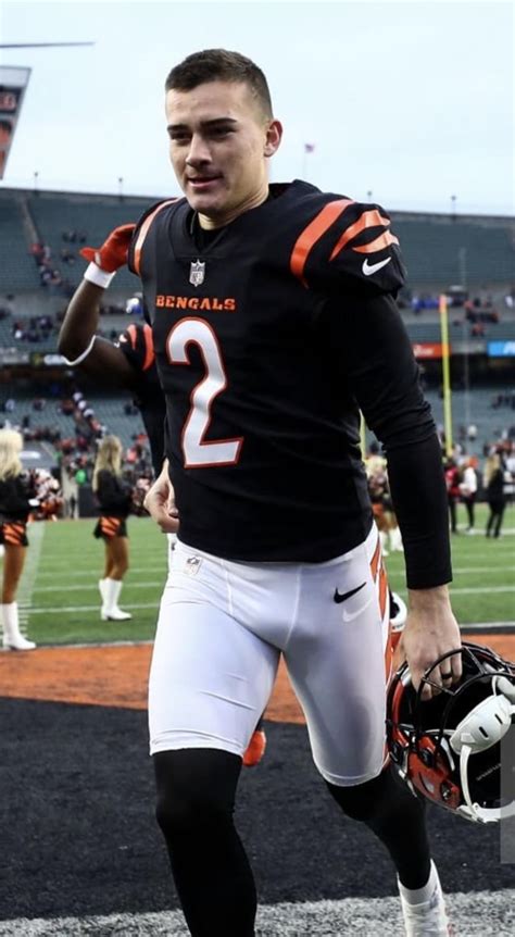Evan Mcpherson Has A Massive Cock R Nfl Bulges