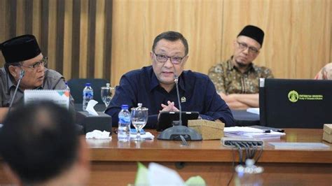 Senator Dailami Kecam Larangan Berjilbab Bagi Karyawan Rumah Sakit