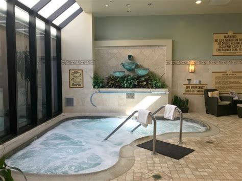 Shop Dine And Visit The Spa At The Glen At Brea Mall T Card