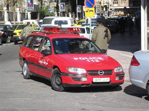Whats The Difference Between These Police Cars In Syria R Syria