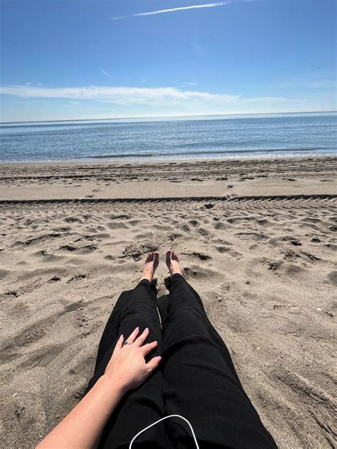 Out Of Office Is On ☺️☀️ Lydia Walster