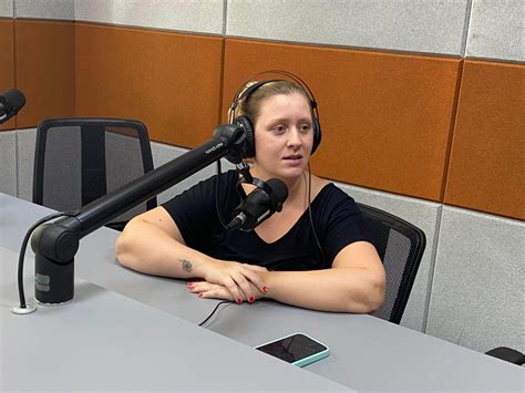 Rádio Revista Letícia Dhiel Coordenadora De Mídias Portal Arauto
