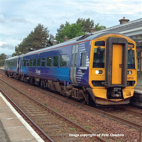 Class 158 2 Car Dmu 158711 Scotrail Saltire Bachmann 371 851 Train