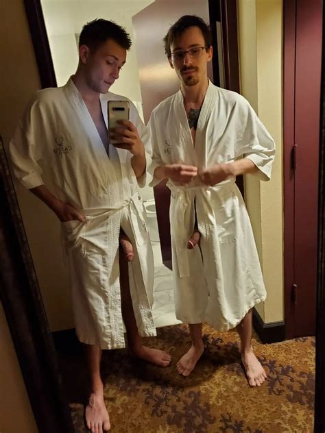 Discover More Like Gaycouplesgonewild [vers Bottom Vers Top] And Related Content Scrolller