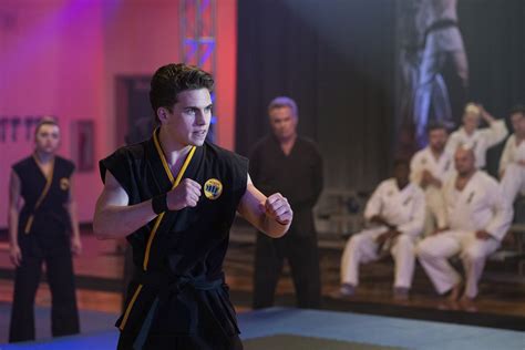 Cobra Kai Série 4 S04 2021 Čsfd Cz