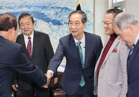 한덕수 캠프 ‘광주 사태는 순간 말실수”5·18단체 내란동조세력 입증”