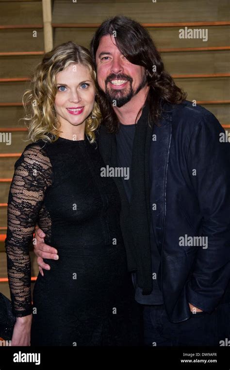 Jordyn Blum Grohl And Dave Grohl Fotos Und Bildmaterial In Hoher