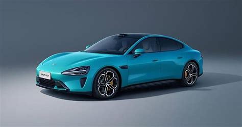 앞은 맥라렌 뒤는 포르쉐中 샤오미 첫 전기차 실물 공개