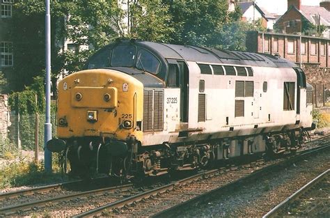 Class 372 Class37 Growlers