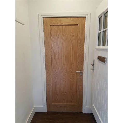 Modern Shaker Style Solid Core Single Panel White Pre Hung Interior