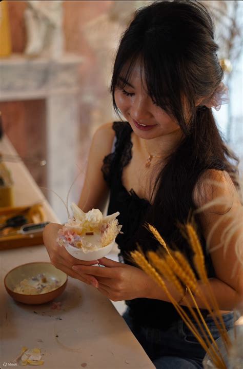 Aromatherapy Floral Candle Making Klook Singapore