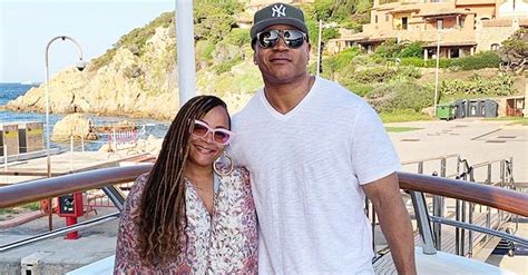 Ll Cool J And His Wife Simone Smith Have Been Married For 25 Years — Look