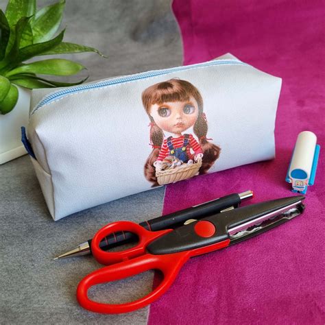 قیمت و خرید جامدادی مدل دختر اسپرت