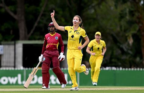 Darcie Brown Claimed The Key Wicket Of Stafanie Taylor Before Leaving