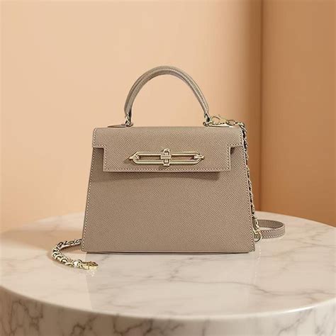 Sfr 05kk Khaki Of Leona Luxury Bag When Classy Meets Classic