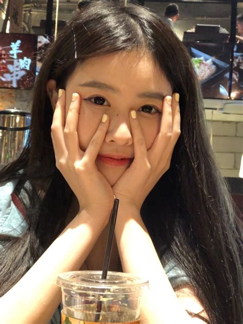 佘颖欣 堆糖，美图壁纸兴趣社区