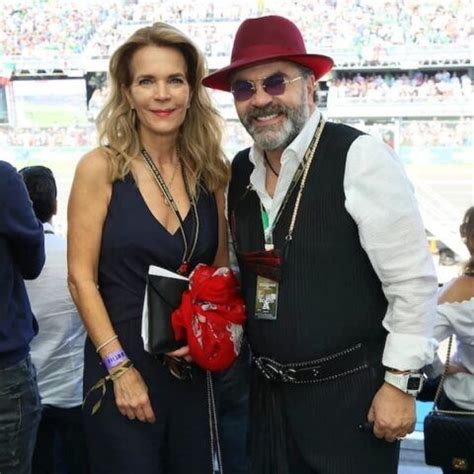 Pita De La Vega Qui N Es La Novia De Mijares