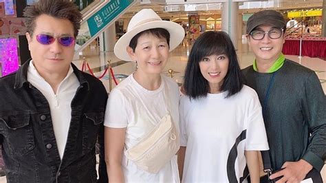 石修與劉松仁米雪相聚精神奕奕 相識逾半世紀份外珍惜友情