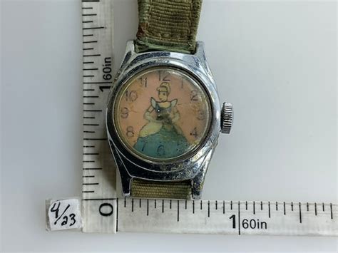 Vintage Walt Disney Watch Rectangle With Cinderella N… Gem