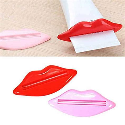 2 Pcs Toothpaste Tube Squeezers Sexy Redandpink Hot Lip Kiss Daily