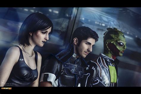 This Mass Effect Cosplay Looks Almost Like A Screenshot Game Art Hq